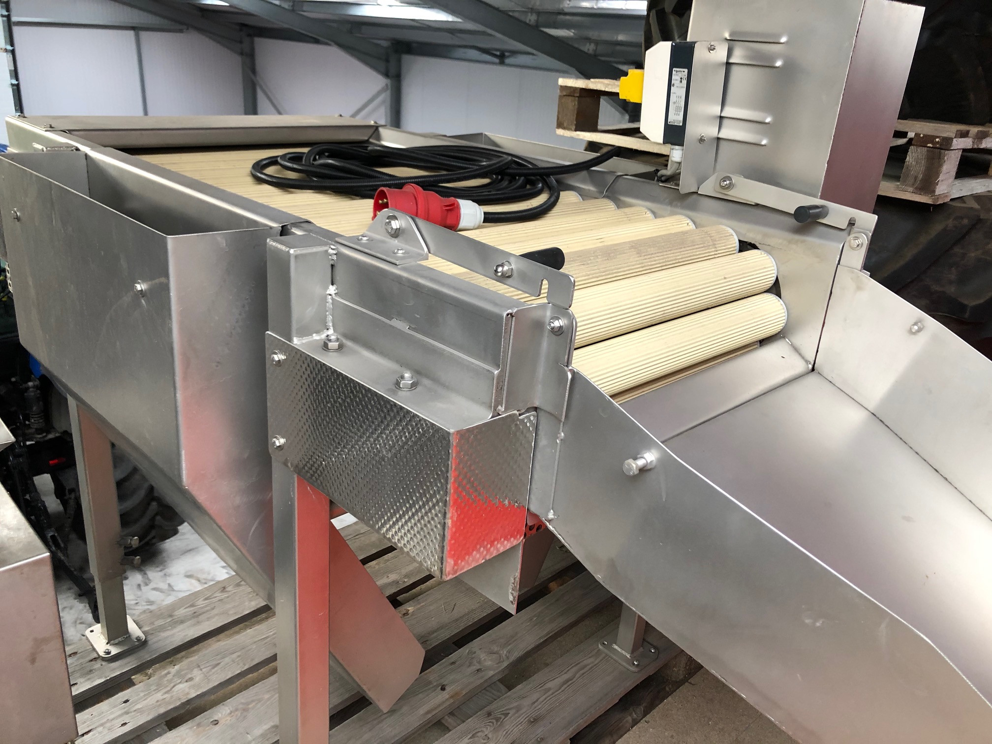 Agritec International – 1 m Stainless Steel Roller Inspection Table